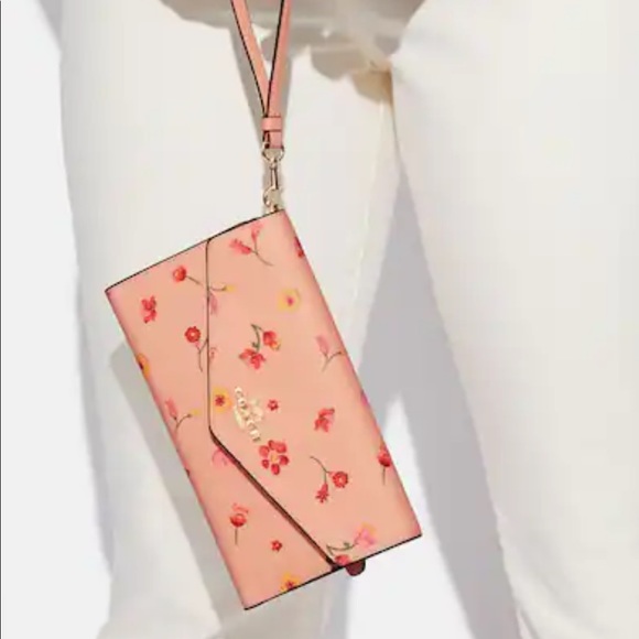 Coach | Bags | Coach Travel Envelope Wallet With Mystical Floral Print ...
